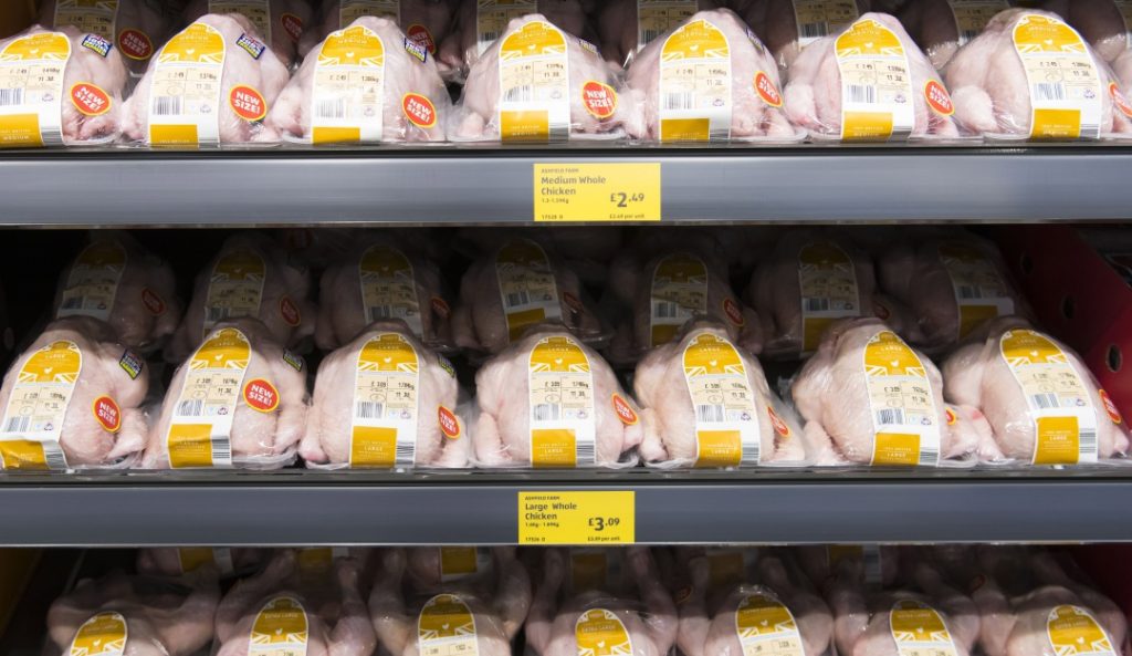 Precio del pollo ya supera los S/ 10 en varios distritos de Lima