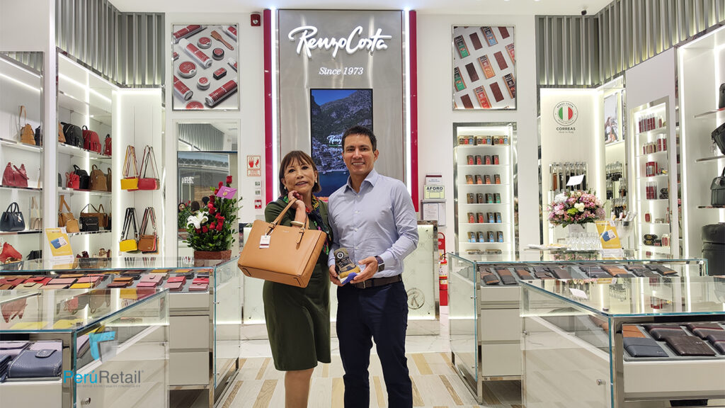 Renzo Costa reabre una de sus tiendas icónicas en Lima y anuncia ...