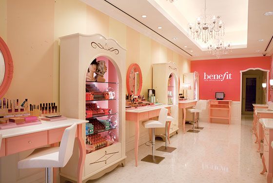 Benefit Cosmetics planea alcanzar 13 tiendas en Colombia hasta el 2018