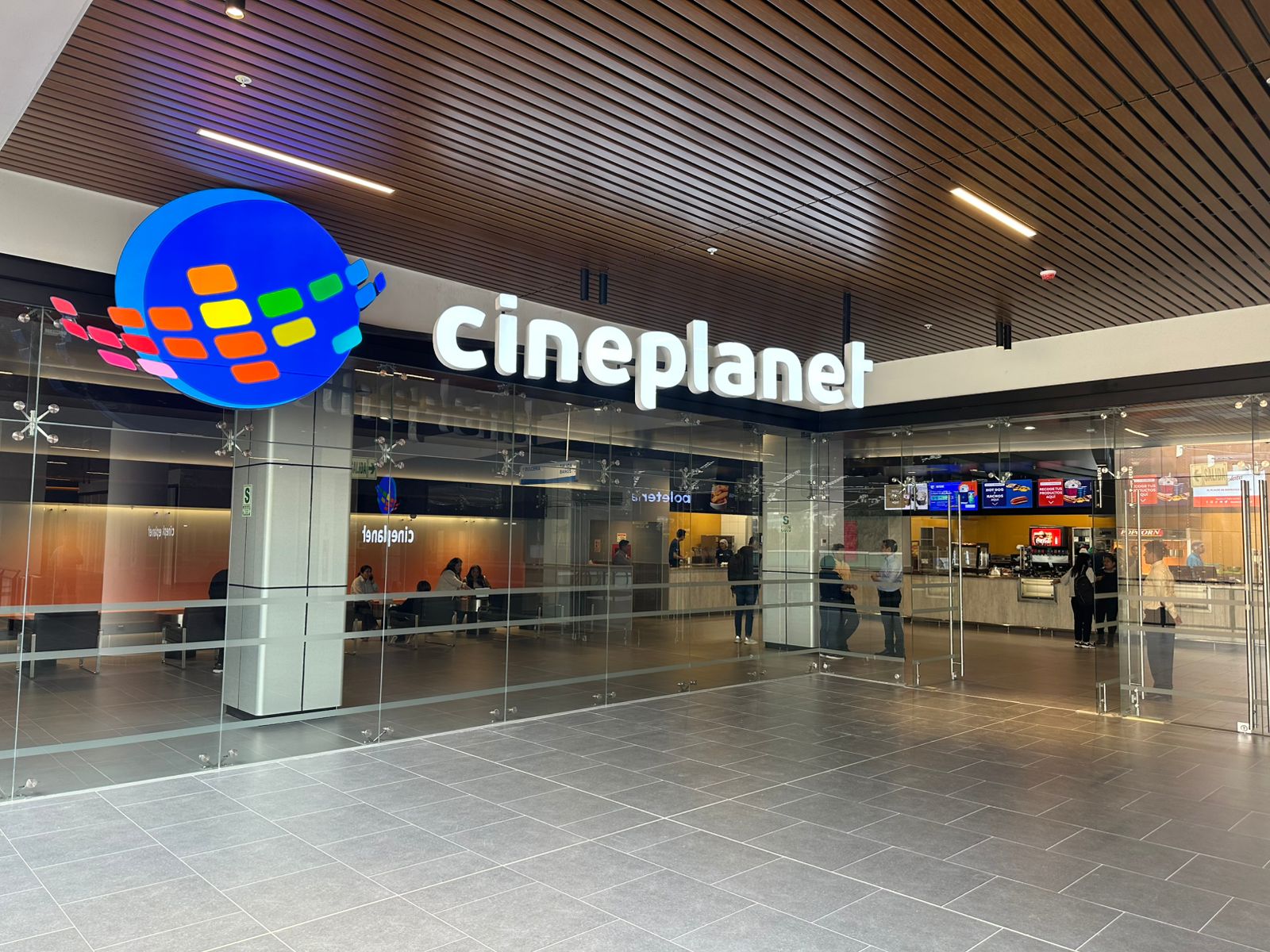 Cineplanet inaugura moderno complejo de cines en destacado centro comercial de Lima
