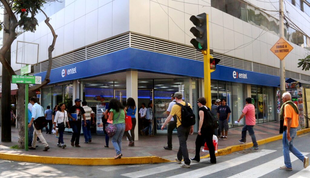 Entel destaca crecimiento de clientes en el Perú