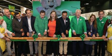 Cencosud, dueño de Wong y Metro, inaugura supermercado Jumbo con ...