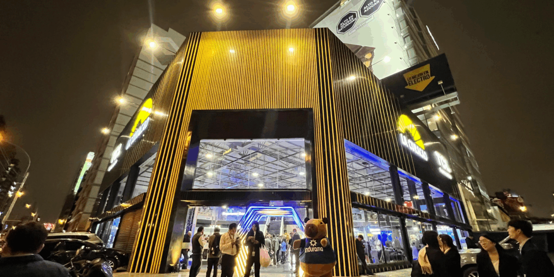 La Curacao estrena en Lima su innovador formato ‘Shop-in-shop’ y se ...