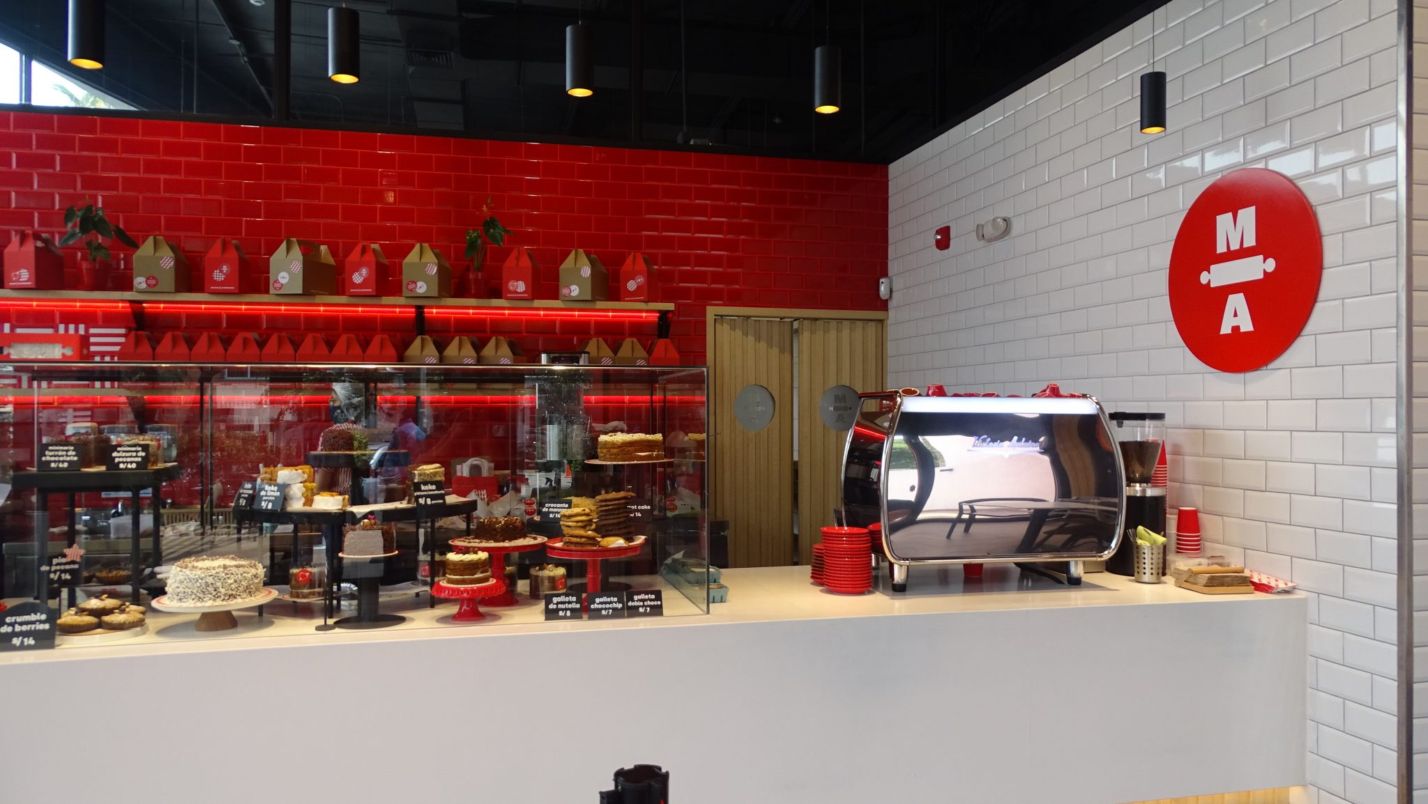 Perú: María Almenara planea abrir tres locales este año