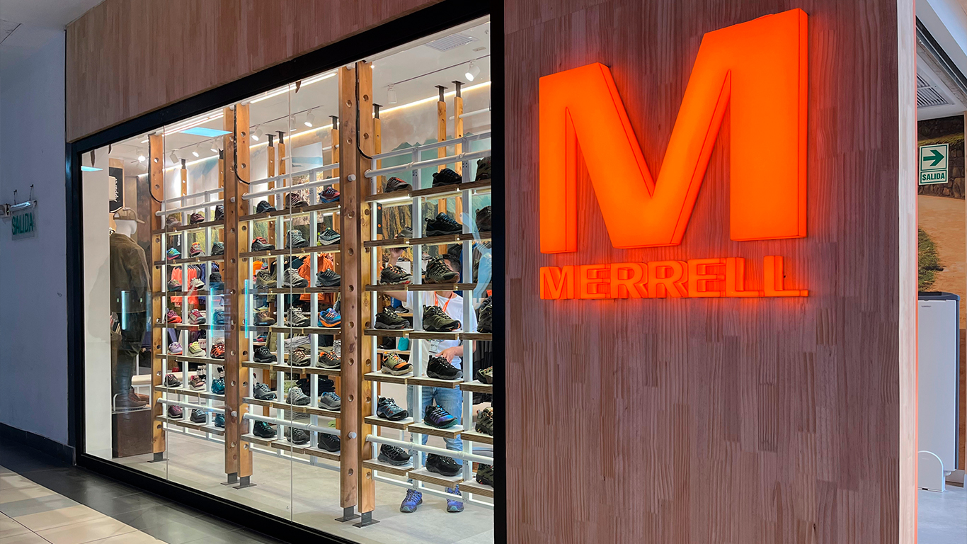 Merrell expande su presencia en Perú con dos nuevas tiendas y anuncia ...
