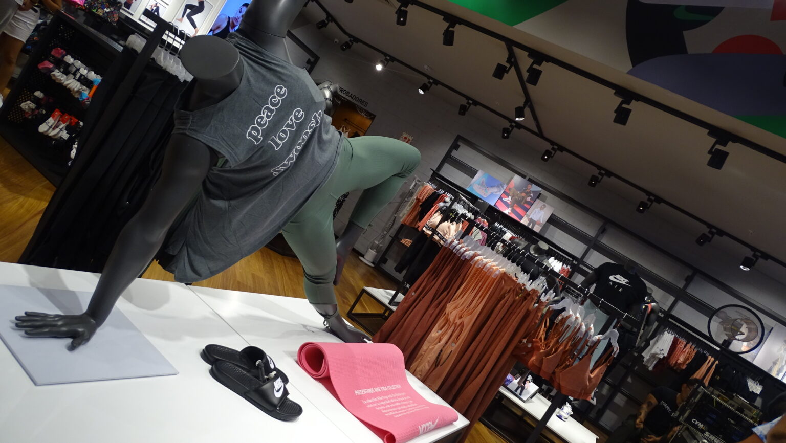 Perú: Conoce la primera tienda experiencial de Nike para deportistas