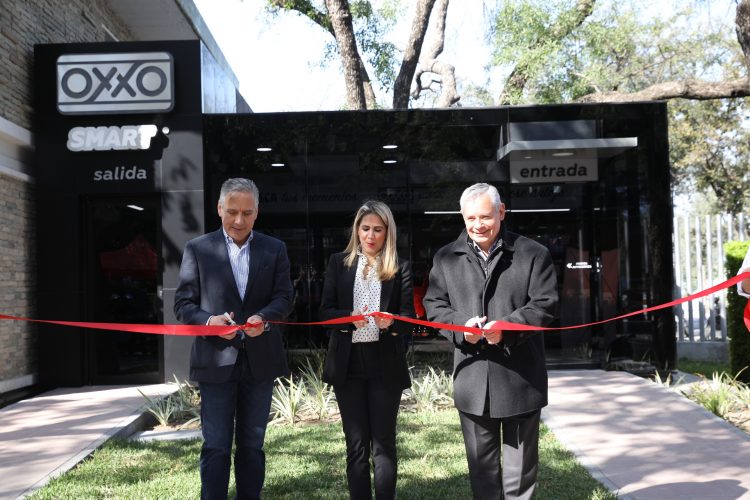Oxxo abre su primera tienda sin cajeros y con inteligencia artificial ...