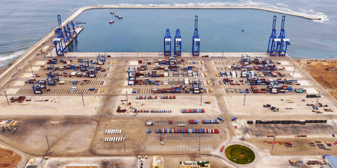 El Megapuerto de Chancay inicia oficialmente sus operaciones con ...