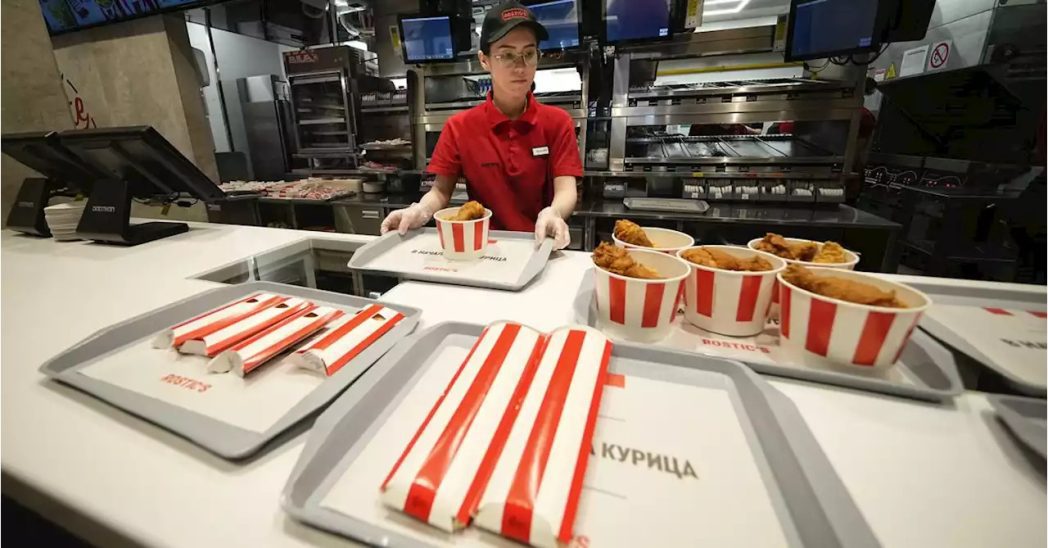 Adiós KFC... hola Rostic's: Rusia reemplaza a cadena de pollo frito por ...