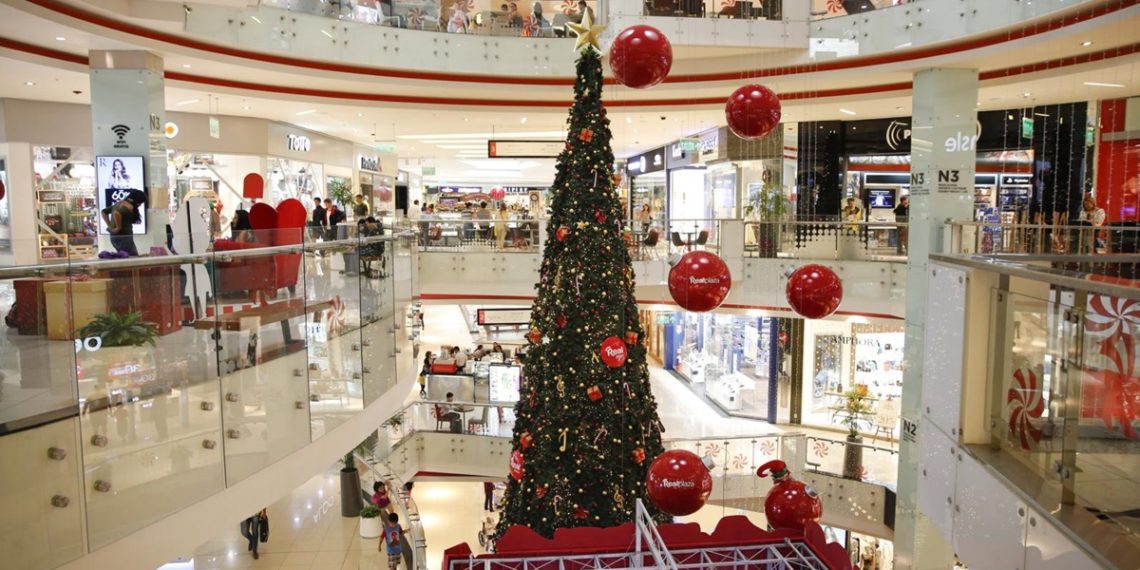 Real Plaza inicia la Navidad con el encendido de árboles en sus malls ...