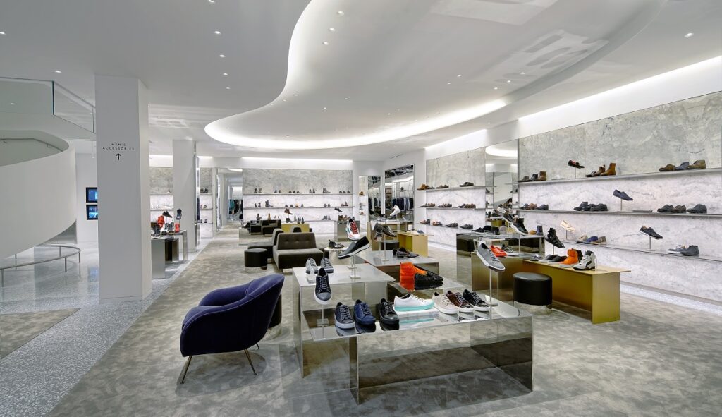 Flagship store: El formato mainstream de las grandes marcas del retail