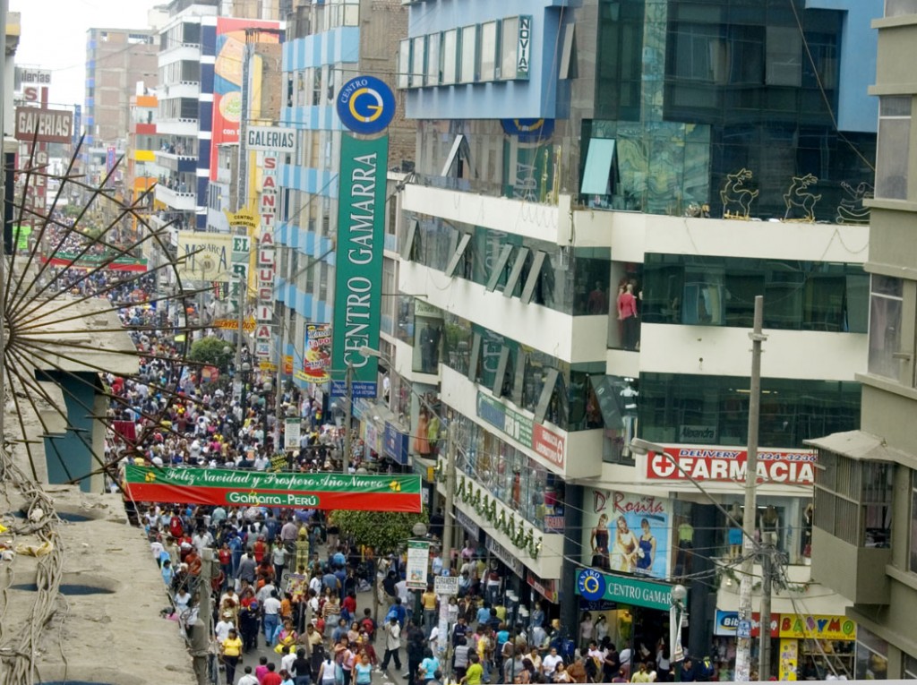 Gamarra recibe medio millón de compradores al día | Perú Retail