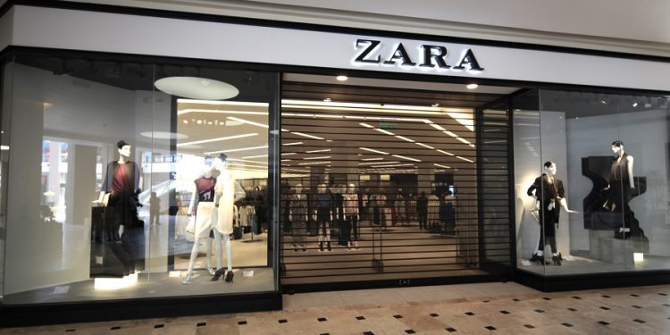 Inditex (Zara) vendería su negocio en Rusia, donde pierde casi US$ 20 ...